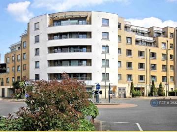 1 Bedroom homes. Properties to rent in Cobham - Nestoria