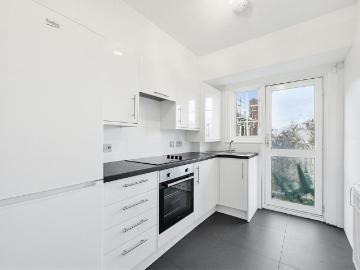 1 Bedroom homes. Properties to rent in Cobham - Nestoria
