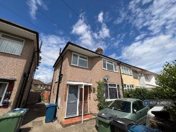 1 Bedroom flats. Apartments to rent in Harrow - Nestoria