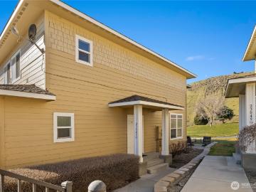 Buy homes in Rimrock Meadows - Nestoria