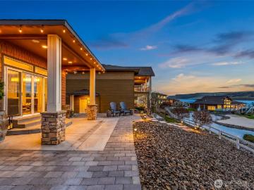 Buy homes in Rimrock Meadows - Nestoria