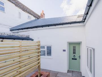 2 Bedroom flats. Apartments to rent in Brixham - Nestoria